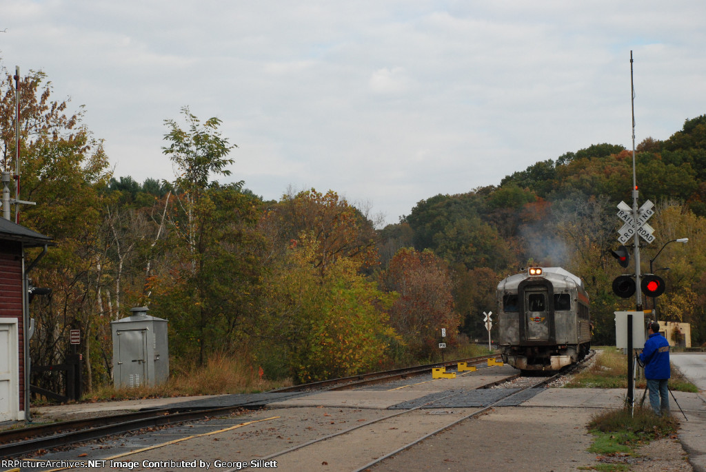Switch made, CVSR 9801 heads up to the depot for a break.